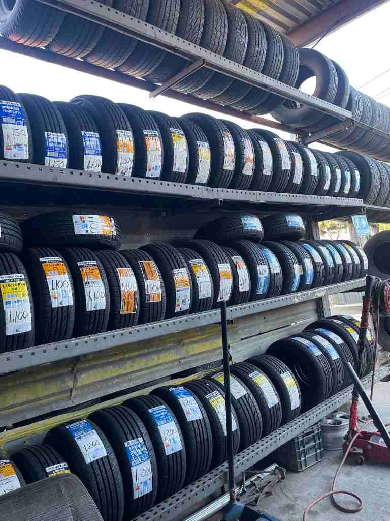 ¿Hay alguna Llantera Cerca de Mí? Directorio de Llanteras